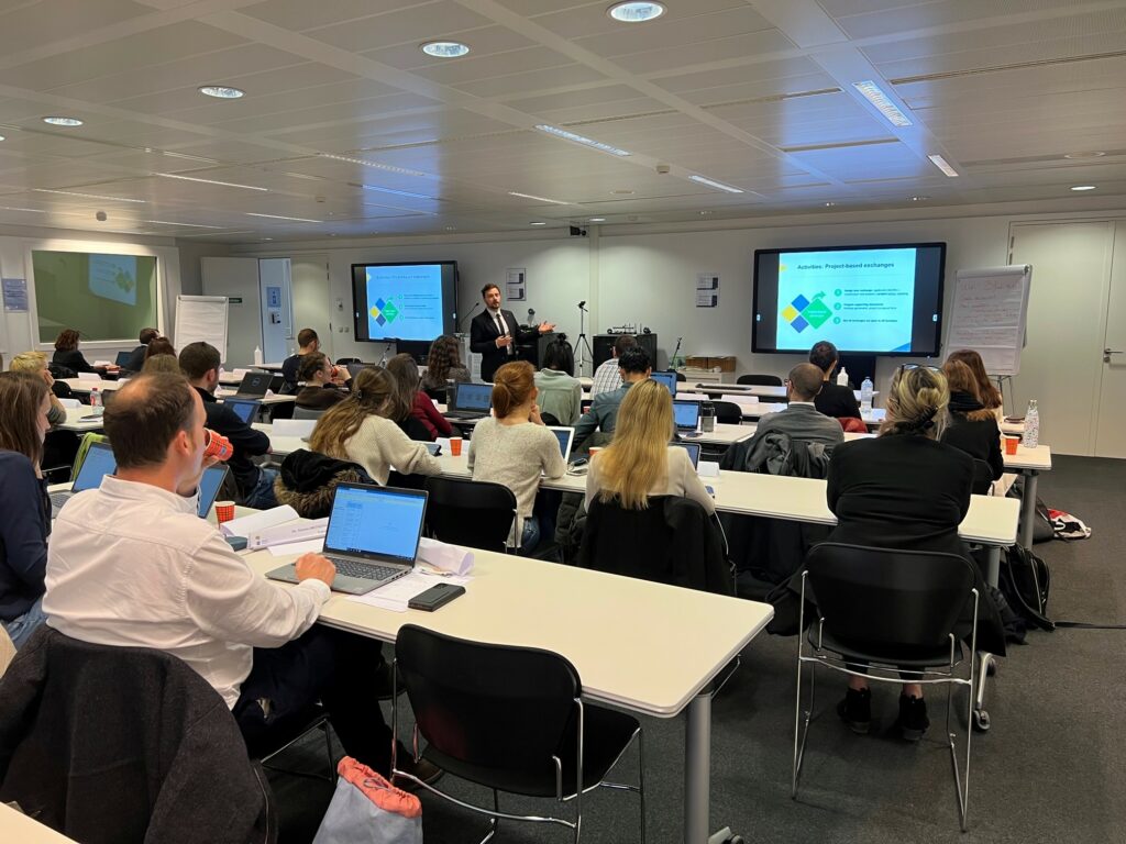 The AIAKOS Programme is back: immersion into the programme in Belgium ...